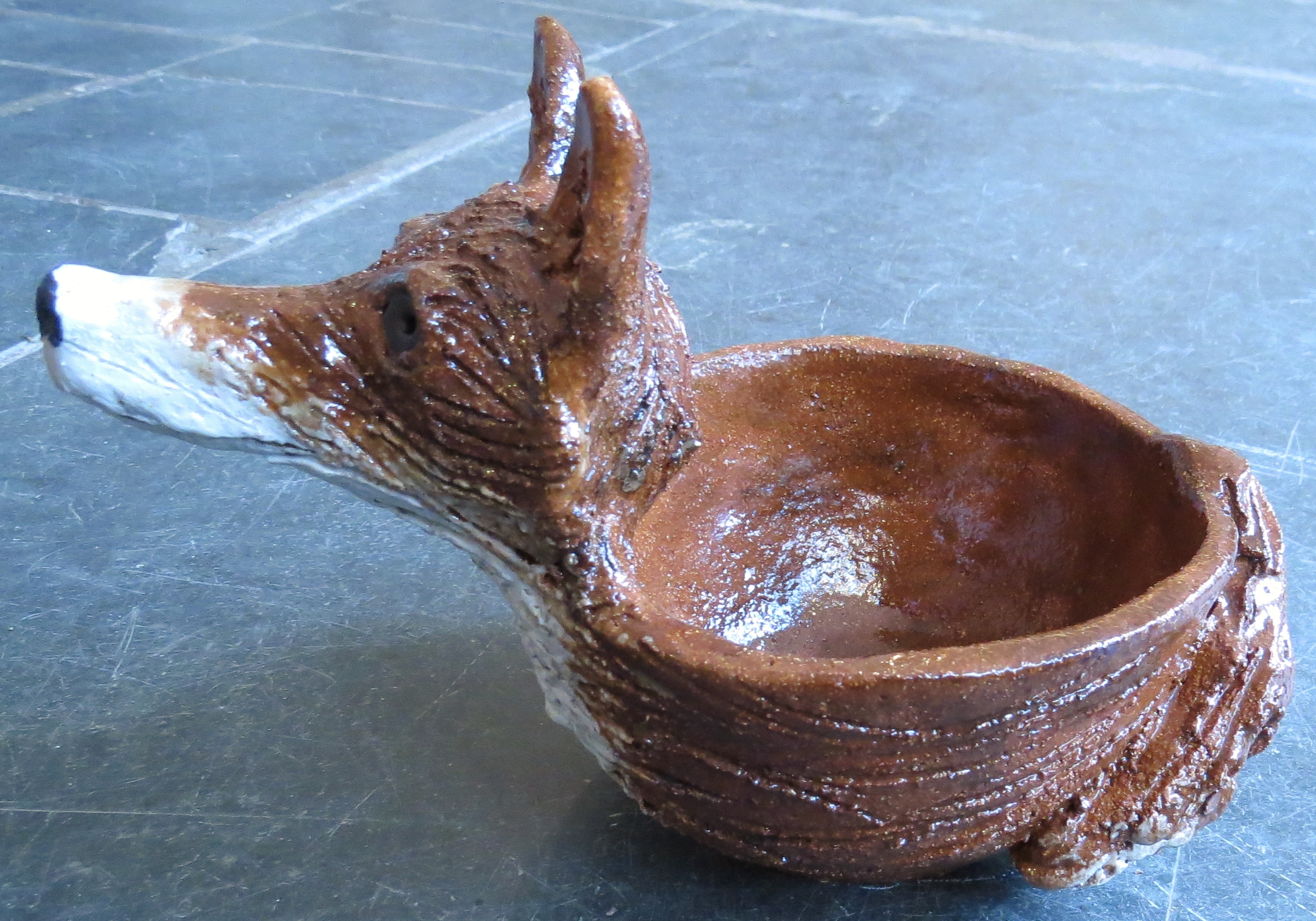 FOX BOWL MEDIUM - JANE ADAMS CERAMICS